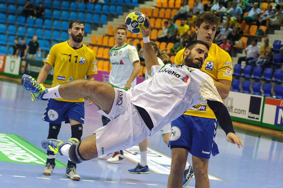 ¿Cuanto dura un partido de balonmano?